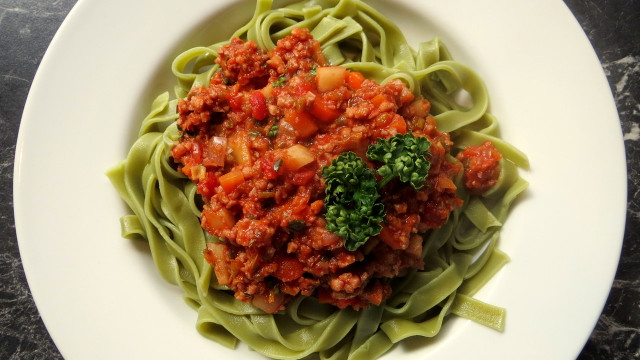 Soja-Bolognese: Rezept für die vegane Sauce - Utopia.de