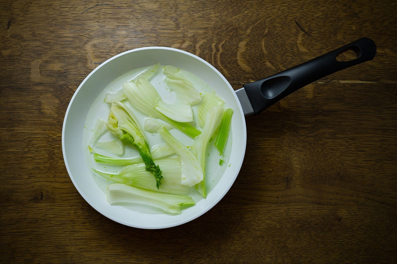 Fenchel roh essen: Was dafür spricht und was dagegen - Utopia.de