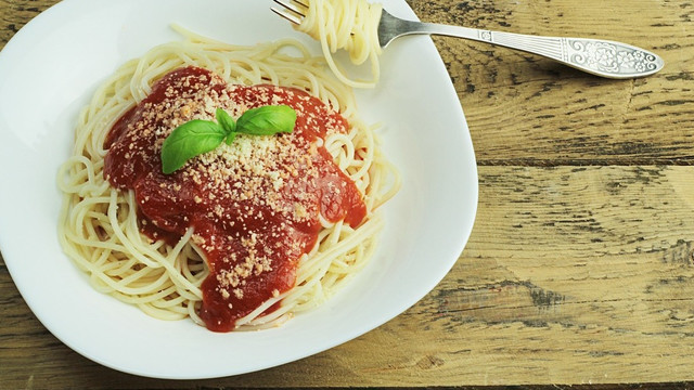 Spaghetti-Rezepte: Leckere Klassiker und ausgefallene Ideen - Utopia.de