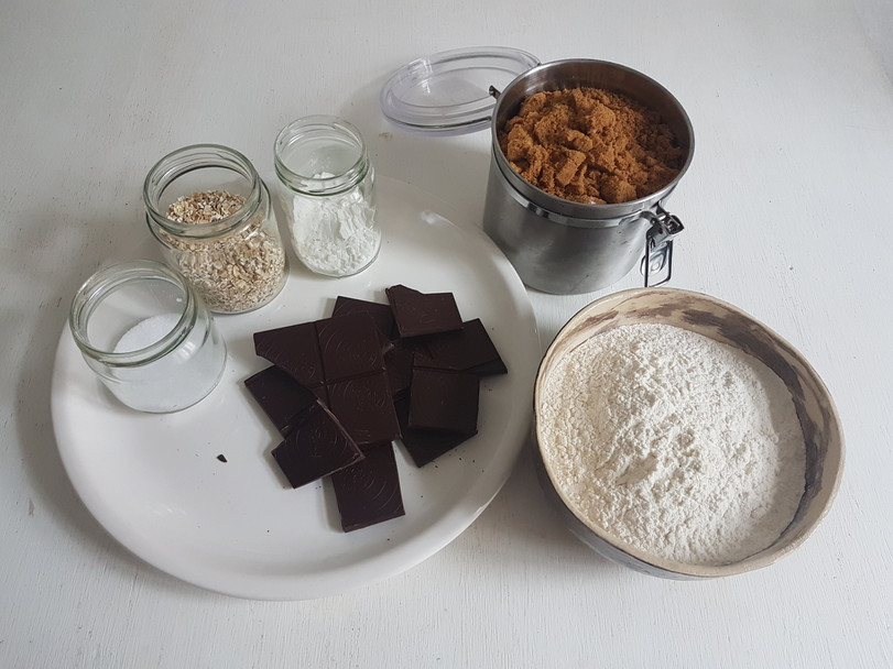 Backmischung im Glas: 2 Rezepte für das selbstgemachte Mitbringsel ...