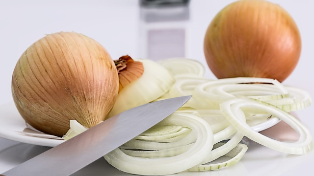 Home remedies for earache: the onion helps - Techzle