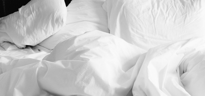 Bettwäsche wechseln: Wann du dein Bett häufiger frisch beziehen ...