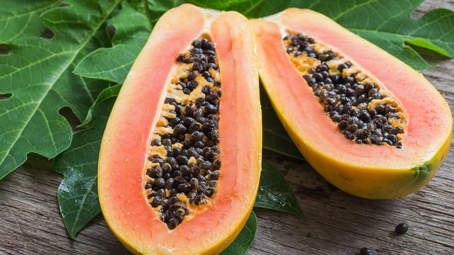 Papaya, die Frucht mit durchschlagender Heilwirkung? Papaya, die Frucht mit durchschlagender Heilwirkung?