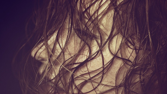 Nasse Haare nicht kämmen: Warum das so ist - Utopia.de