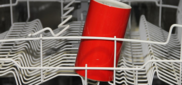 Spulmaschine Weier Belag Auf Plastik