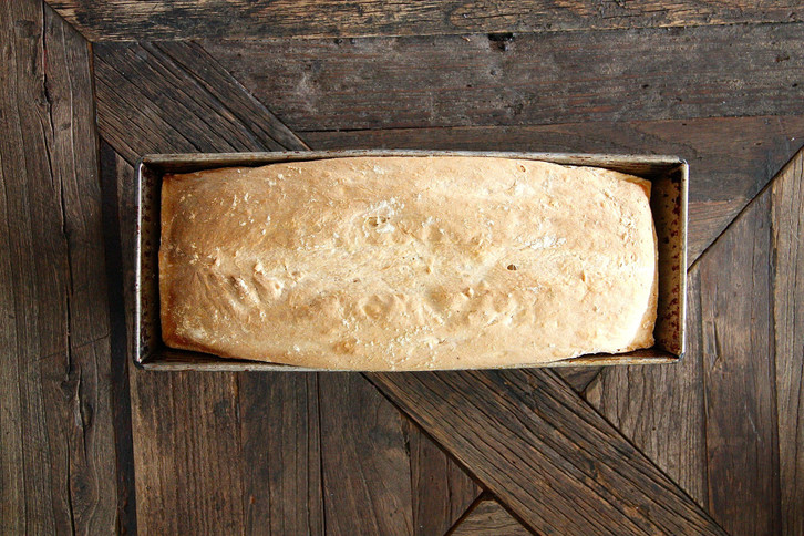 Dinkelbrot ohne Hefe: Ein Rezept mit 5 Zutaten - Utopia.de
