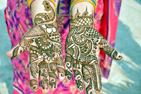 Henna-Tattoo selber machen: Darauf musst du achten - Utopia.de